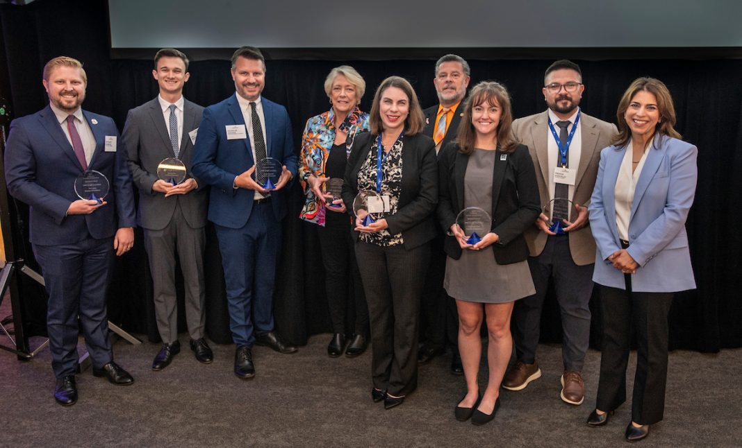 12 Local Chambers Receive 2025 President’s Circle Award - CalChamber Alert